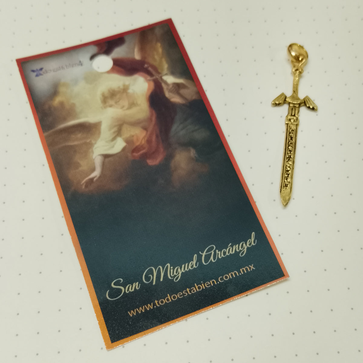 Dije espada de San Miguel Arcángel – Todo Está Bien Mx